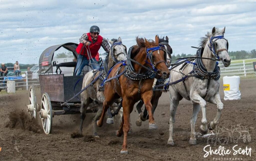 THOMSON RACING TEAM IS AN ALL IN FAMILY AFFAIR - WPCA
